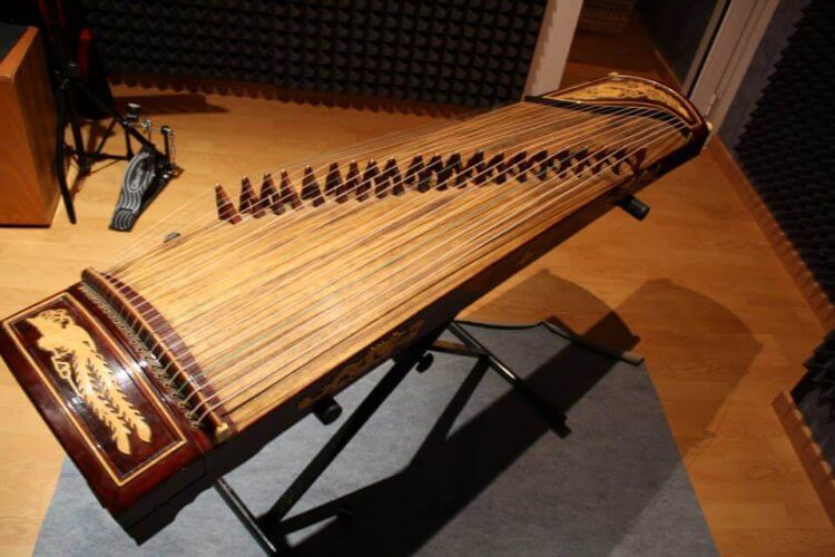 Kono Oto Tomare: A história do koto - Anime United